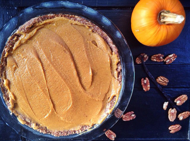 Food Insp: Fully Raw Pumpkin Pie [link to recipe] – Cara Schrock